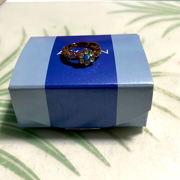 Avon | Jewelry | Goldtone And Glass Cats Eye Ring | Poshmark